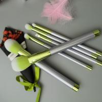 China Essential 6 Piece Makeup Brush Set Green Bristles Plastic Handle for sale