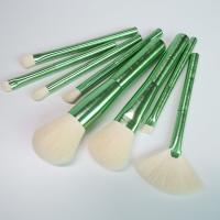 China Bright Green Oval Makeup Brush Set 8 Pieces White Synthetic Hair Aluminum Handle for sale
