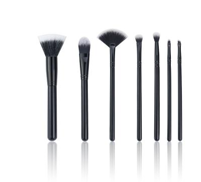 China 7pcs Essential Eyeshadow Makeup Brush Set Soft Synthetic Hair Black ISO Certified for sale