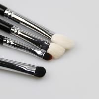 China Blending Eyeshadow Makeup Brush Set Wooden Handle Professional for sale