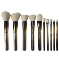 China Latest Design Makeup Brush Gradient Plastic Handle Girls Daily Makeup Tools for sale