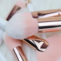China 12PCS Cosmetic Makeup Brush Set Synthetic Hair Rose Gold Ferrule Wooden Handle for sale