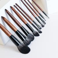 China Classic Powder Make Up Brush 10PCS High Resilience Bristle Log Handle for sale