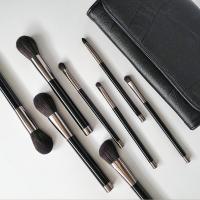 China Classical 8-Piece Cosmetic Makeup Brush Set High Glossy Plastic Handle with Bag for sale