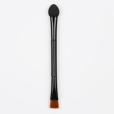 China Mini Makeup Kit Eyeshadow Brushes Double Ended Sponge Head Plastic Handle 10000 Pcs MOQ for sale