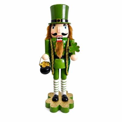 China Custom Green St Patricks Nutcracker for sale