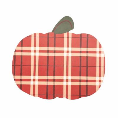 China Red Plaid Wooden Pumpkin Fall Table Decoration for sale