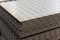 China 201 304 316 Floor Checker Plate 1mm 3mm Thickness Embossed Stainless Steel Sheet for sale