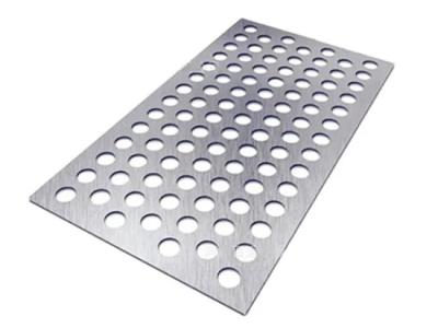China Corrosion Resistant 304 Stainless Steel Perforated Sheets 1500mm Width DIN Standard for sale