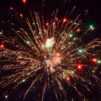China Liuyang Wholesale 24 Shots Cake Fireworks Chinese 500g Customized With Amazing Effects For New Year for sale