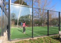China 12mm Tempered Glass Padel Court Full-View Wall System 20m x 10m Customizable for sale
