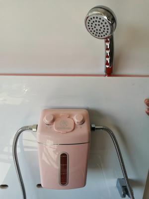 China  Stress Reliever Adjust Flow Rate Bath Shower Filter for sale
