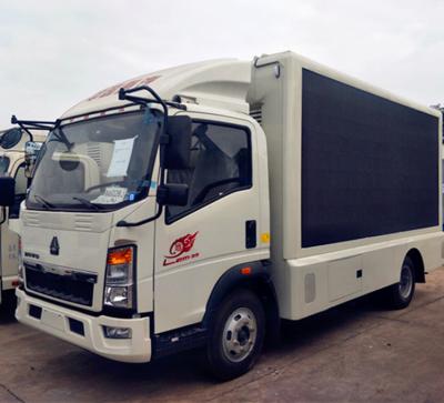 China Waterproof Digital Advertising Truck 90km/H , Electronic Billboard Truck Loop Ventilation for sale