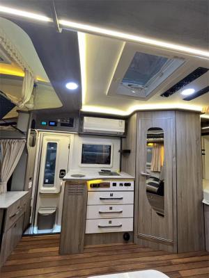 China 1500kg Max Payload Motorhomes with 8AT Automatic Transmission for sale