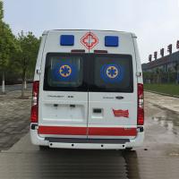 China Ambulance Vehicle Car Ford 4*2 Ambulance Car Emergency Ambulance Car With A Maximum Speed Of 130 Km/H for sale