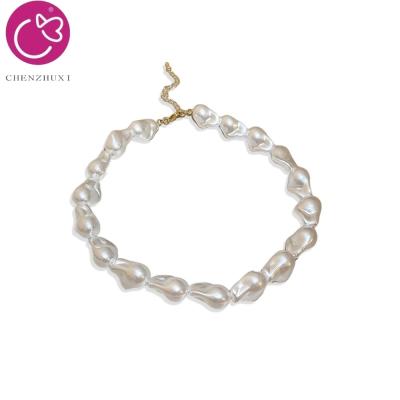 China Hot Selling Elegant Vintage Baroque Style Large Pearl Necklace for Women Irregular Hot Selling Elegant Vintage Pearl Necklace for sale