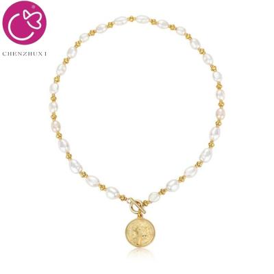 China Round -Shaped Buckle Unique Design Clavicle Chain Advanced Gentle Elegant Pearl Necklace  Plated Women Necklace for sale