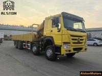 China Used HOWO 8x4 Crane Truck with 12 Ton XCMG for Sale in Ghana (371HP LHD) for sale