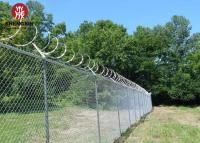 China Custom 9 Gauge Galvanized Diamond Chain Link Fencing 60x60mm Wear Resistance for sale