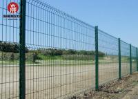 China 50x200mm Welded Wire Mesh Fence Waterproof Triangle Bend for sale