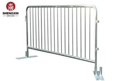 China Powder Coating Height 1.0m Crowd Control Barrier Detached Flat Feet for sale