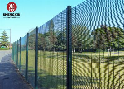 China 76.2X12.7X4mm 358 Security Mesh Flat Bar Powder Coated For School for sale