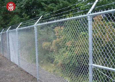 China 2.5m High Privacy 40*40mm Garden Chain Link Fence With Reinforced Grommet for sale