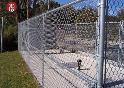 China Black Pvc Coated Electro Galvanized 1.2mm Chain Link Mesh Fence For Backyard for sale