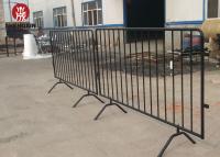 China Temporary Metal Pedestrian Barriers Road Crowd Control Movable Systems With Flat Bases for sale
