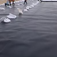 China CE Certified Waterproof Membrane Tresluces Liner for Blue/Black Pond Width 1M-8M 1.5mm HDPE for sale