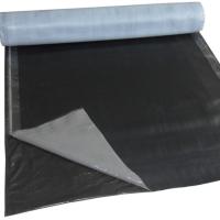 China 15m Length Self Adhesive Bitumen Waterproof Roofing Felt for Superior and Durable Waterproofing for sale