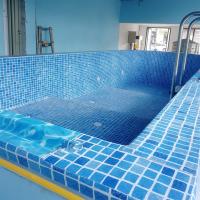 China Smooth Texture PVC Membrane for Swimming Pool Protects Against Algae and Bacteria for sale