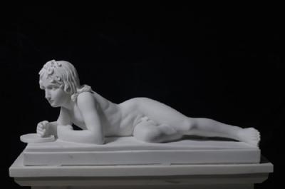 China Custom Replica Art Marble Sculpture Life Size Natural Stone for Artist Decoration for sale