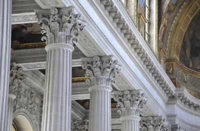 China Marble Column and Capital for Building Decoration Custom Size 60cm Height for sale