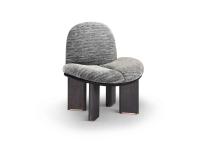 China Minimalist Modern Chair Premium Leather Fabric Sleek Comfortable for sale