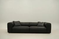 China Italian Minimalist Fabric-Leather Sofa - High-End Comfort For Modern Homes And Hotels for sale