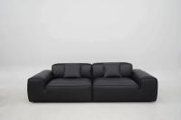 China Italian Minimalist Fabric-Leather Sofa - High-End Comfort For Modern Homes And Hotels for sale