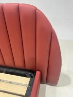China Italian Designed Luxurious Leather Fabric Bed Modern Minimalist Masterpiece for sale