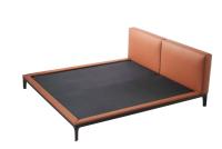China Luxurious Italian Bed With Leather Fabric Finish Modern Comfortable for sale