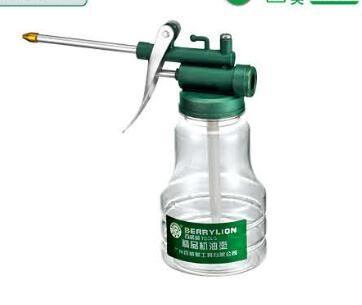 China KM Plastic High Pressure Oiler 350g Transparent Oiler for sale