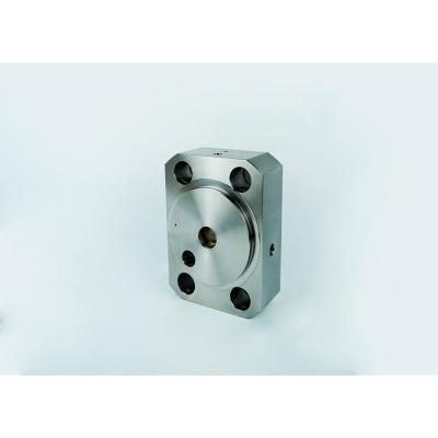 China 6000bar Waterjet Spare Parts Cylinder 011290-1 Waterjet Pump Part End Cap right 014817-1 019683-1 for sale