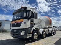 China SHACMAN X3000 8x4 Concrete Mixer Truck 380HP 60T Capacity Euro II Emission Standard for sale