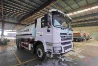 China SHACMAN F3000 6x4 Water Truck with 300HP Engine and 2000-Gallon Tank Capacity for Industrial Water Transport for sale