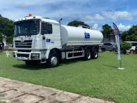 China SHACMAN F3000 6x4 Oil Tank Truck 336HP Euro V 40T Capacity 300L Fuel Tank for sale