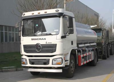 China SHACMAN L3000 4x2 Oil Tanker Truck 240HP Euro II 20T GVW with 4500mm Wheelbase for sale