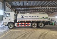 China SHACMAN F3000 6x4 Water Tank Truck with 300L Fuel Tank and 300HP Engine - Euro II Compliant for sale