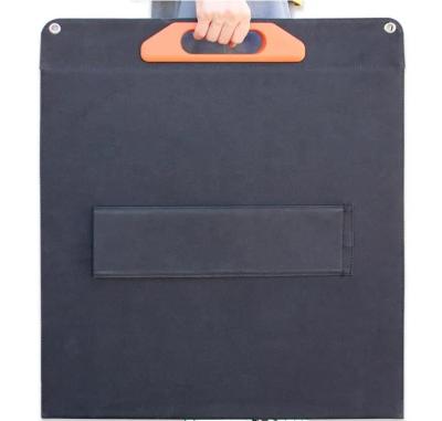 China Mono Solar Cells Portable Solar Panel 200W Foldable Solar Panel With USB Output for sale
