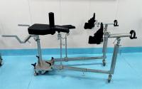 China Floor-standing traction frame for sale