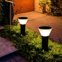 China Minimalist Cylindrical Solar Garden Light with IP65 Waterproof for Parks for sale