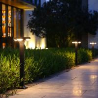 China IP65 Waterproof Modern Minimalist Design LED Outdoor Lawn Light For Garden Path Lighting for sale